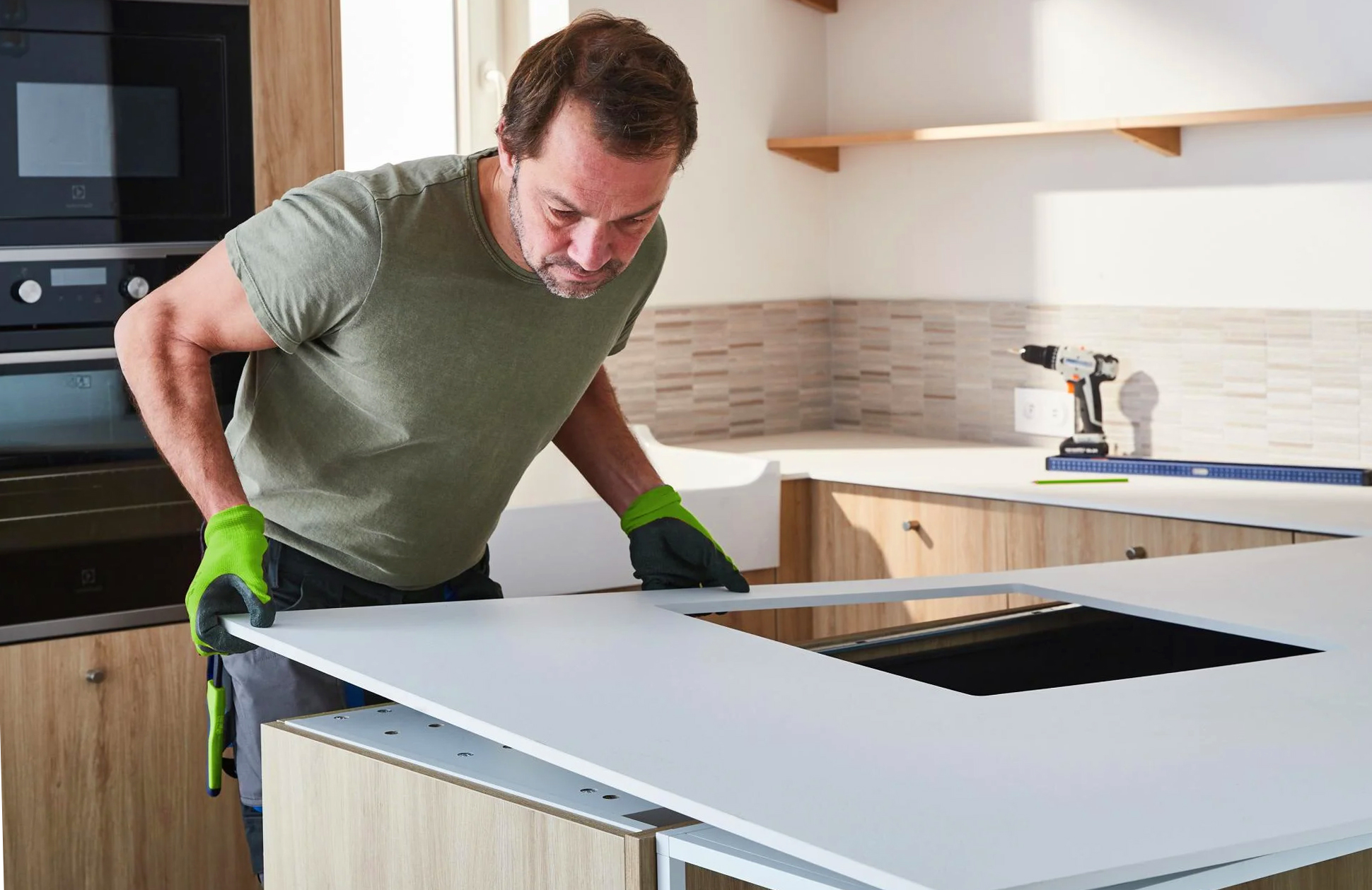Plan de travail fin : comment l'adopter pour une cuisine design et ...
